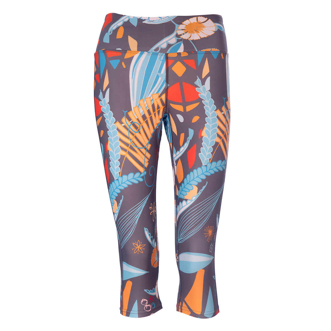 Capri | Grazing Giraffe – FLANCI Activewear